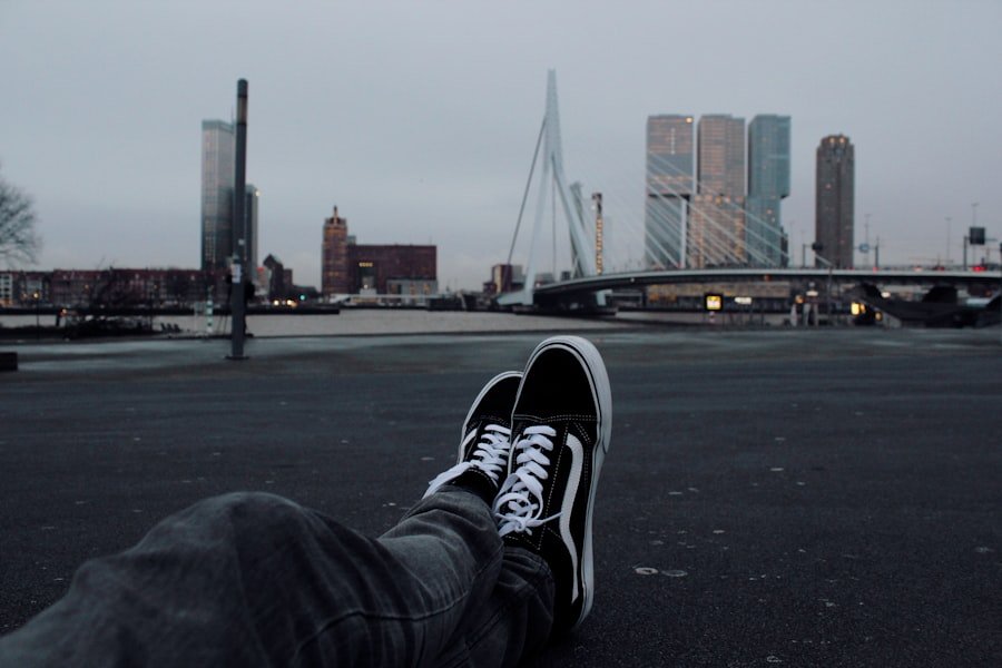 Saying ‘Doei’ (Bye) 20 Times Before Actually Leaving – NL for Beginners